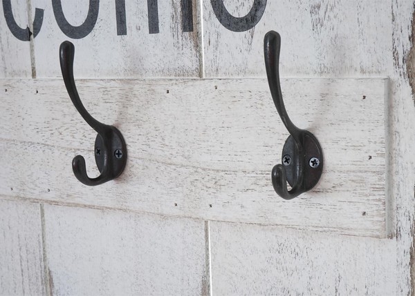 Knagerække - Welcome garderobe med 16 knager - antik hvid entremøbel ...